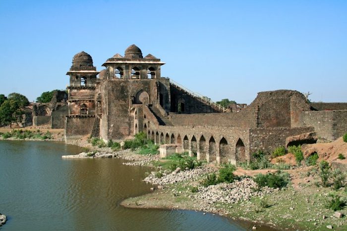 Mandu: Romance of a Distant Past - India Travelogue Heritage